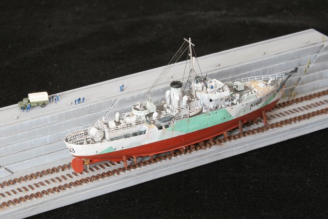 HMS Buttercup im Trockendock 1/700 von Stefan Labich